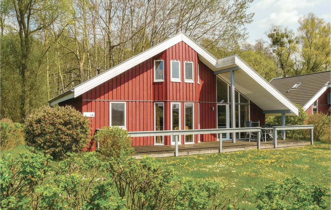 85 M² Ferienhaus ∙ 2 Schlafzimmer ∙ 6 Gäste - Rechlin