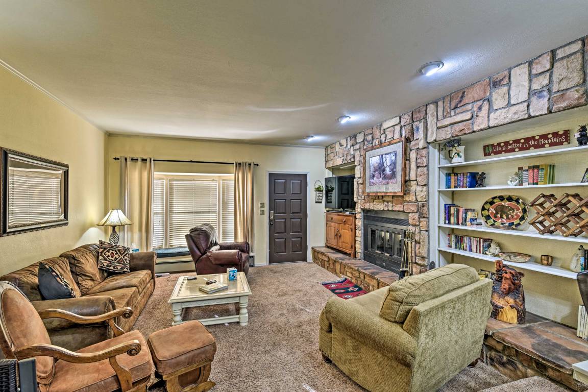 134 M² Apartment ∙ 3 Bedrooms ∙ 8 Guests - Red River, NM