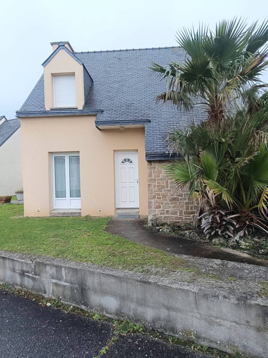 110 M² Maison De Vacances ∙ 4 Chambres ∙ 9 Personnes - Plouhinec