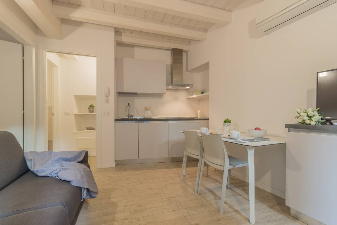 40 M² Ferienwohnung ∙ 1 Schlafzimmer ∙ 2 Gäste - Varenna