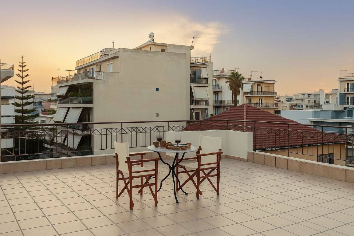 Apartment ∙ 3 Bedrooms ∙ 6 Guests - Каламата