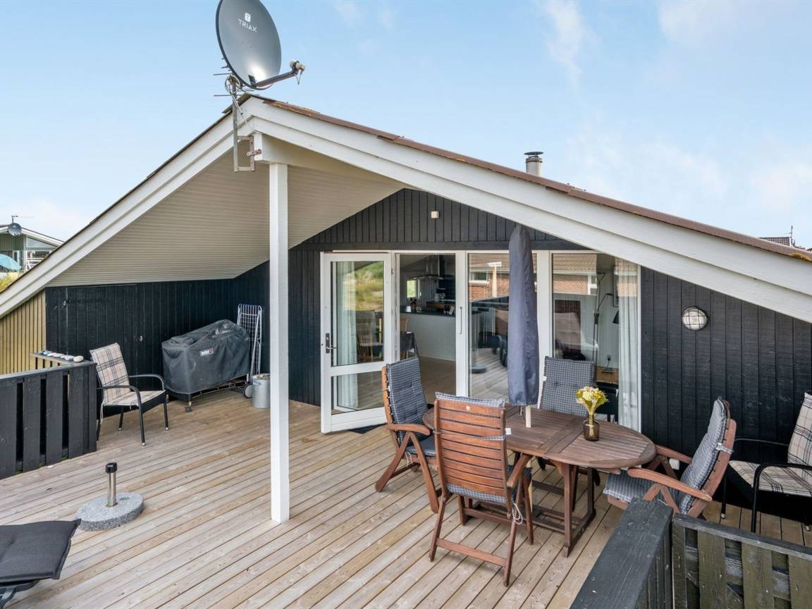 96 M² Ferienhaus ∙ 1 Schlafzimmer ∙ 6 Gäste - Hvide Sande