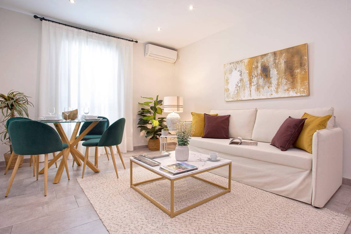 68 M² Apartment ∙ 2 Bedrooms ∙ 5 Guests - Córdoba