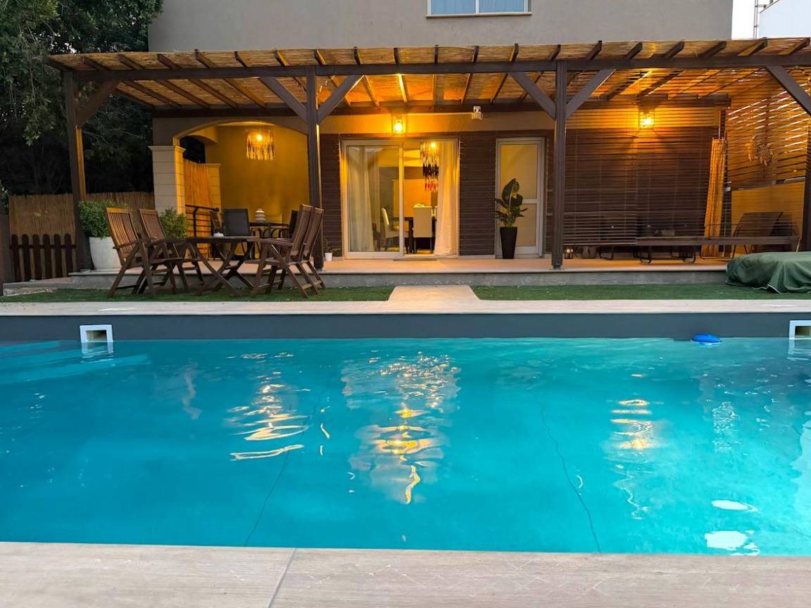 230 M² House ∙ 3 Bedrooms ∙ 6 Guests - Limassol