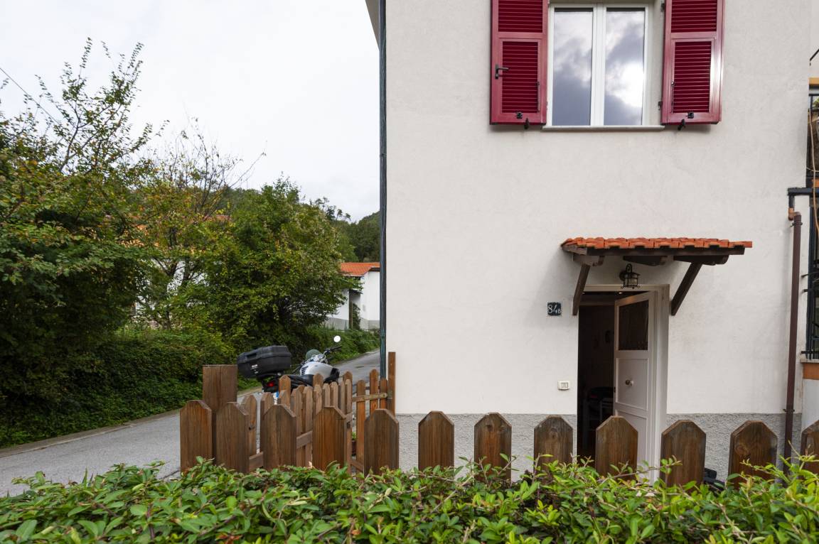 67 M² Huis ∙ 2 Slaapkamers ∙ 5 Gasten - Varazze