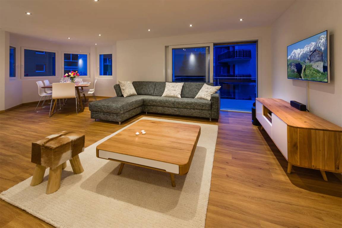 100 M² Ferienwohnung ∙ 2 Schlafzimmer ∙ 7 Gäste - Grächen