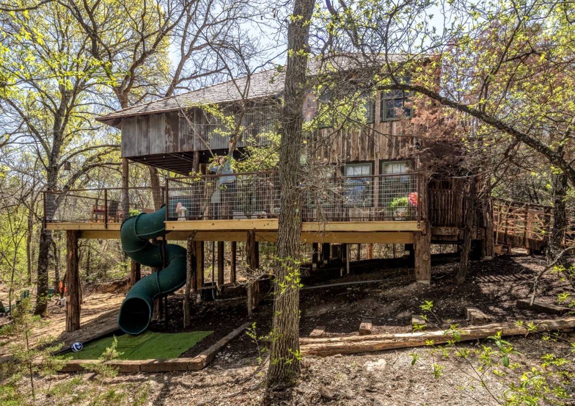 Camping ∙ 3 Bedrooms ∙ 8 Guests - Texas