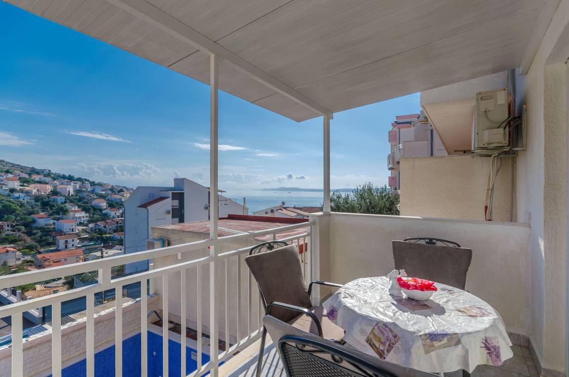 45 M² Ferienwohnung ∙ 1 Schlafzimmer ∙ 2 Gäste - Maslinica