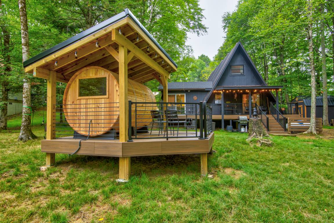 Cabin ∙ 3 Bedrooms ∙ 6 Guests - Banner Elk, NC