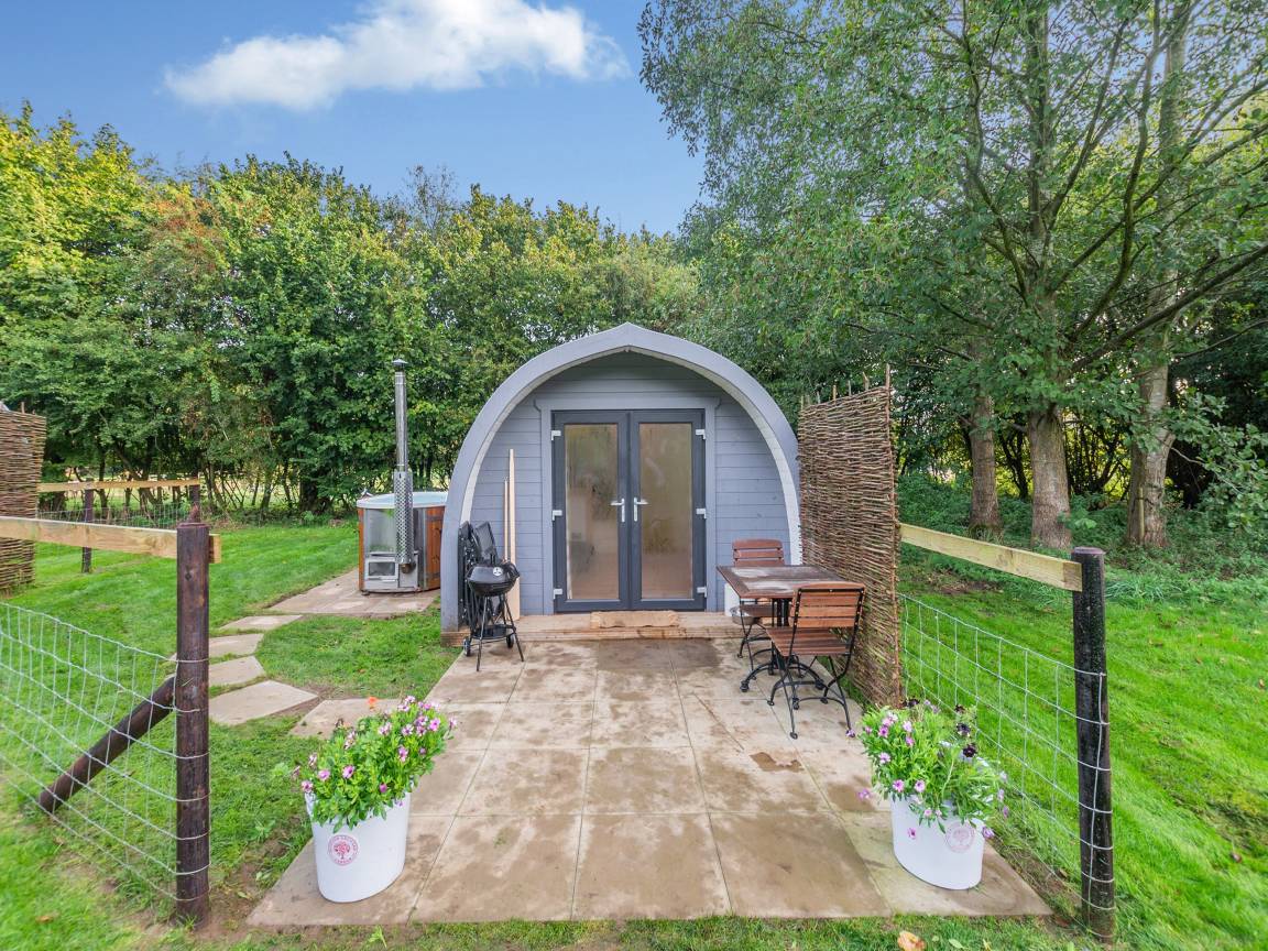 Cottage ∙ 1 Bedroom ∙ 2 Guests - Leicester