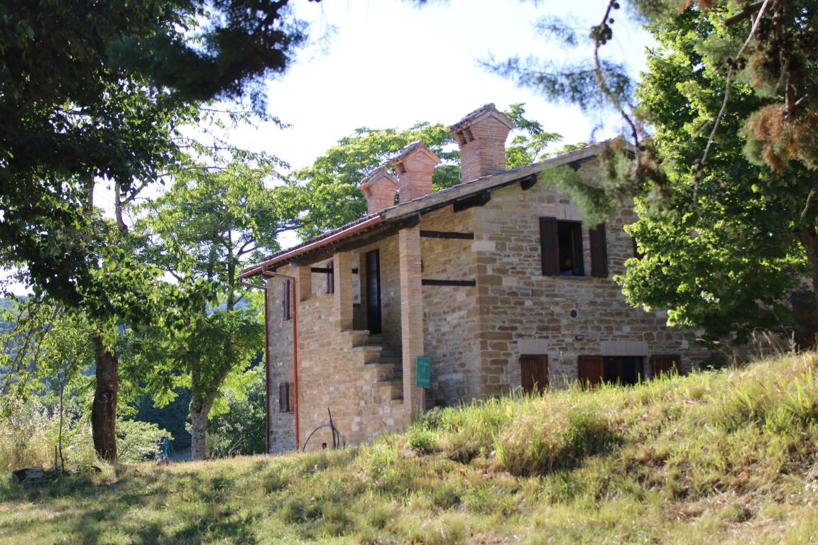 Boerderij ∙ 2 Slaapkamers ∙ 6 Gasten - Gubbio