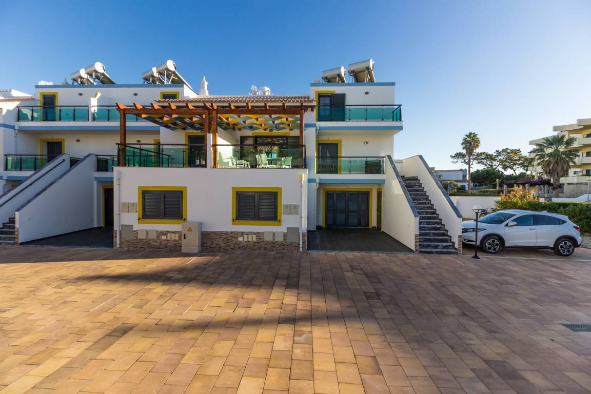 94 M² Apartamento ∙ 3 Habitaciones ∙ 6 Huéspedes - Altura