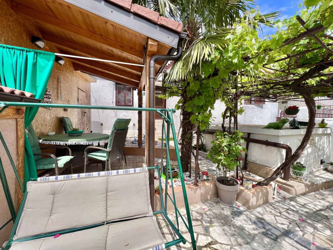 62 M² Huis ∙ 2 Slaapkamers ∙ 5 Gasten - Crikvenica