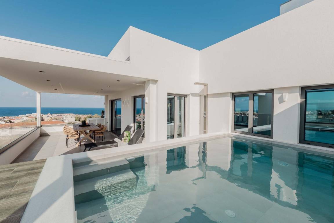 148 M² Apartment ∙ 3 Bedrooms ∙ 6 Guests - Chania