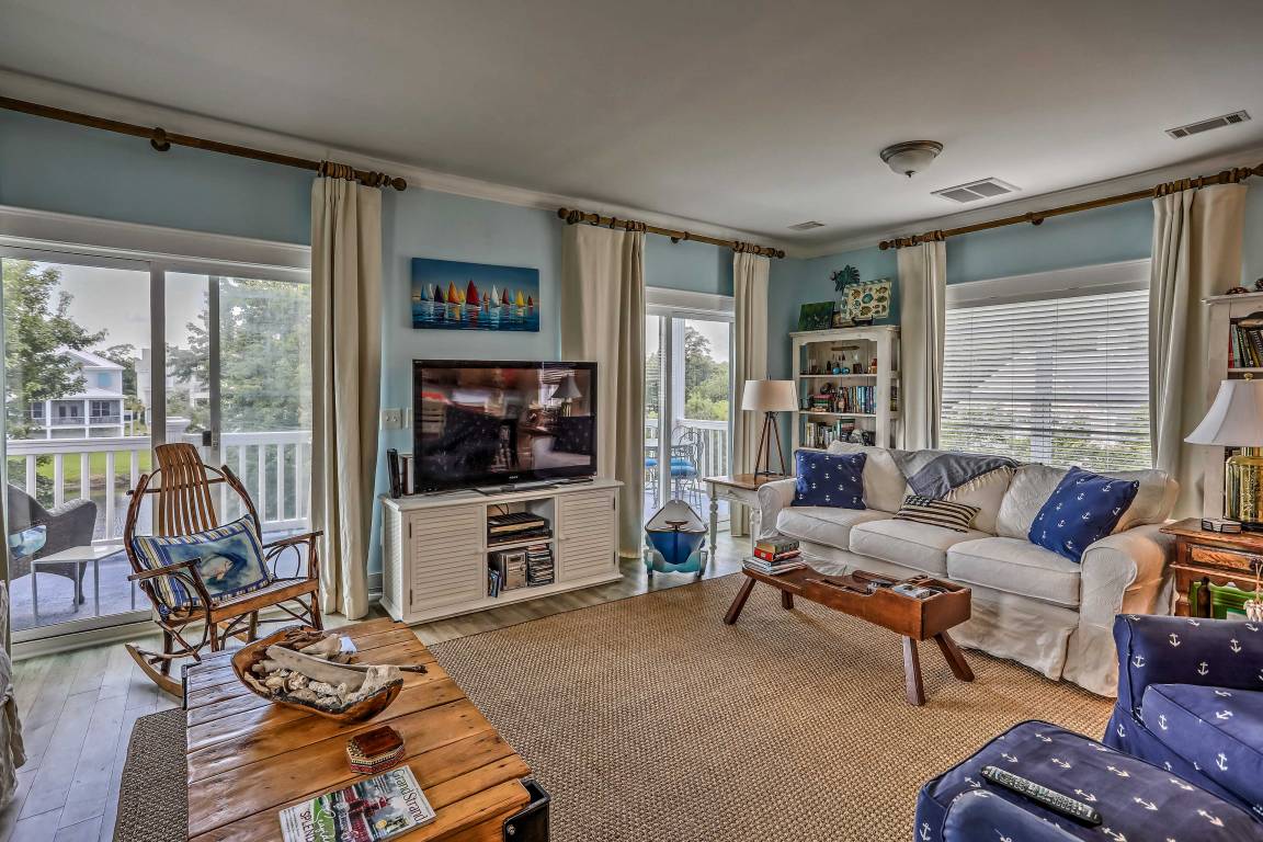 306 M² House ∙ 5 Bedrooms ∙ 12 Guests - Litchfield Beach, SC