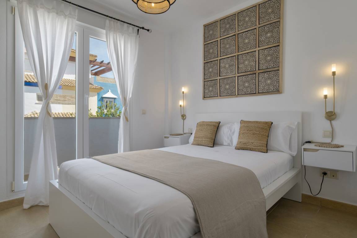 180 M² Ferienhaus ∙ 4 Schlafzimmer ∙ 10 Gäste - Zahara de los Atunes