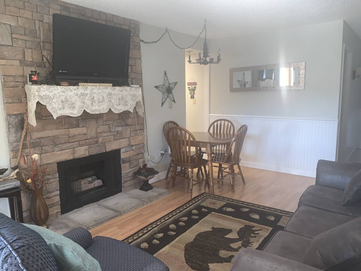 73 M² Condo ∙ 2 Bedrooms ∙ 6 Guests - Gatlinburg, TN