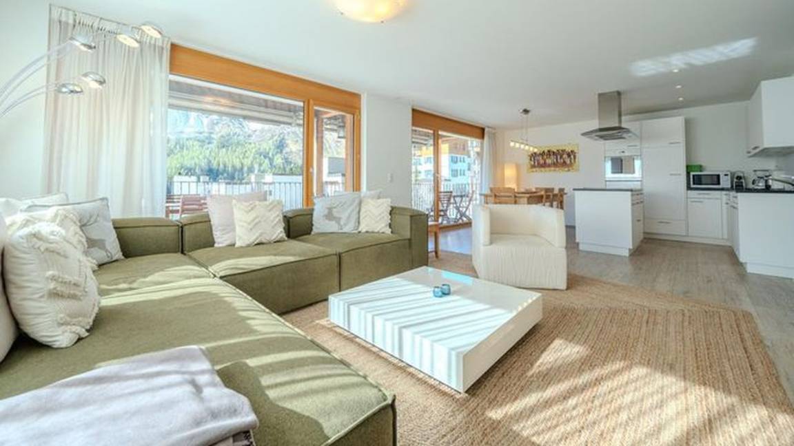 105 M² Ferienwohnung ∙ 2 Schlafzimmer ∙ 4 Gäste - Langwies