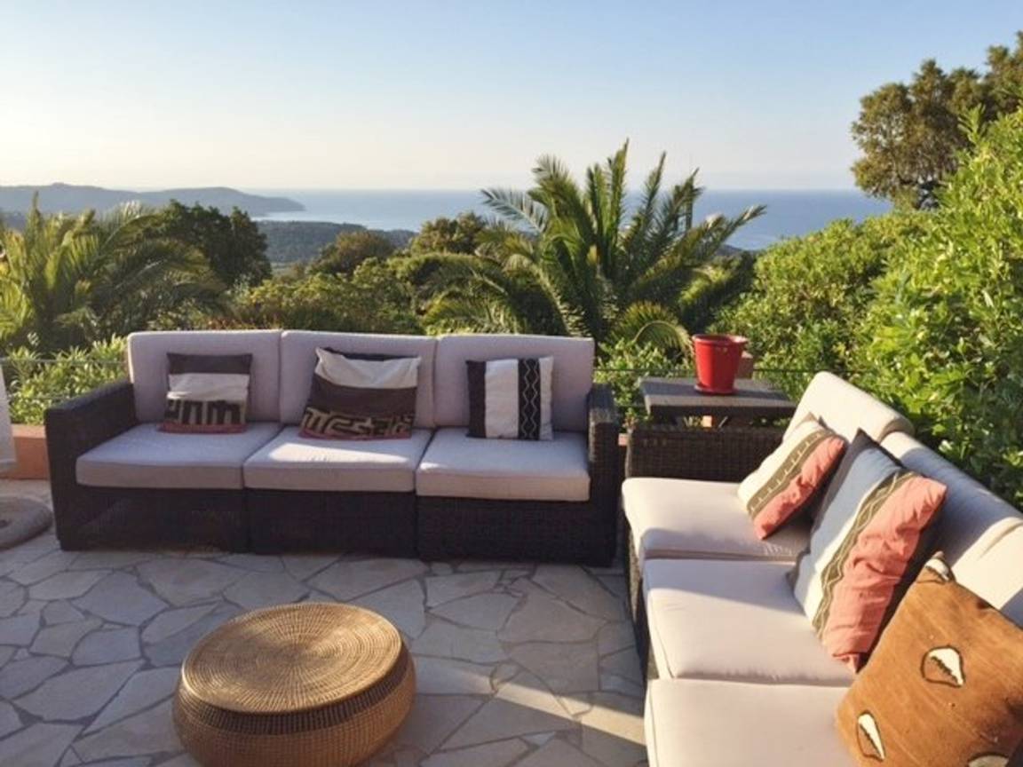 100 M² Villa ∙ 4 Chambres ∙ 8 Personnes - Grimaud