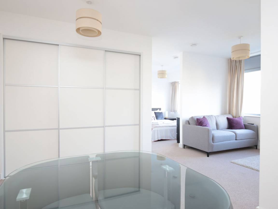 37 M² Apartment ∙ 1 Bedroom ∙ 4 Guests - Kassam Stadium
