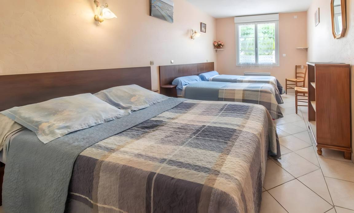 20 M² Bed And Breakfast ∙ 1 Bedroom ∙ 4 Guests - Royan