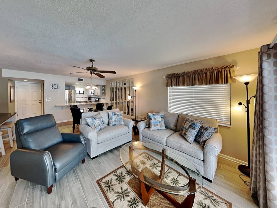 97 M² Condo ∙ 2 Bedrooms ∙ 6 Guests - St. Augustine Beach, FL