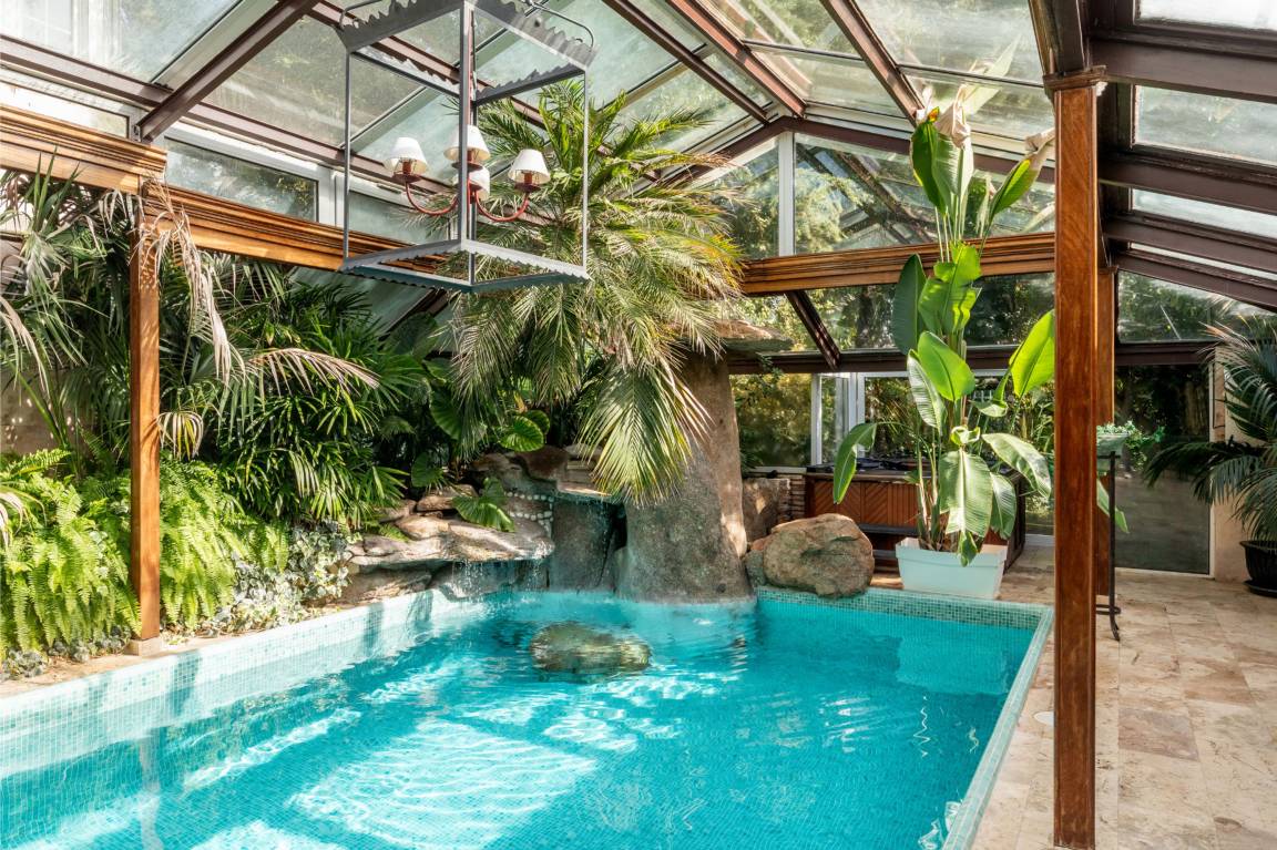 950 M² Villa ∙ 6 Chambres ∙ 12 Personnes - Madrid