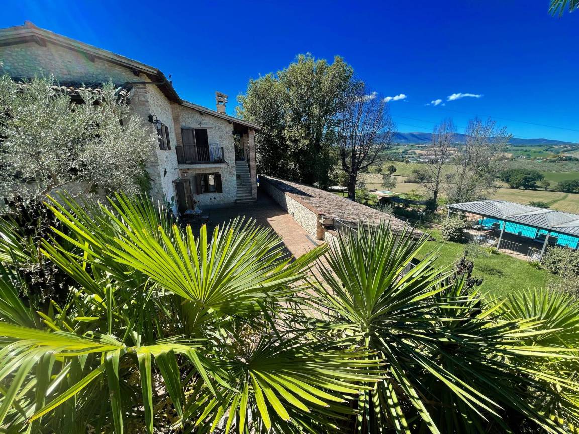 500 M² Villa ∙ 12 Slaapkamers ∙ 24 Gasten - Spoleto