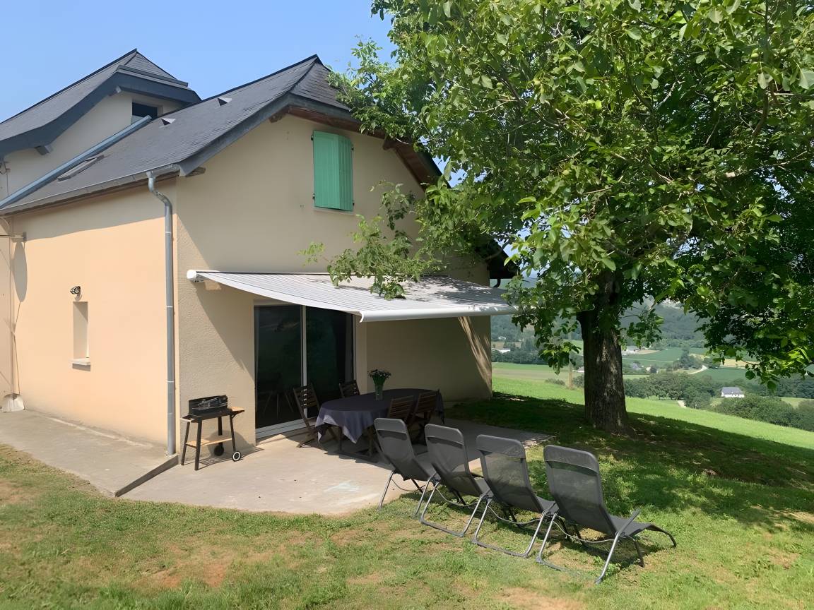 120 M² Maison De Vacances ∙ 3 Chambres ∙ 11 Personnes - Pays basque français