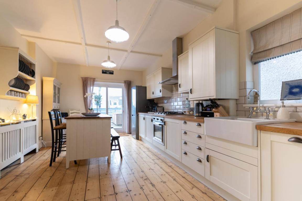 Cottage ∙ 3 Bedrooms ∙ 6 Guests - The Mumbles