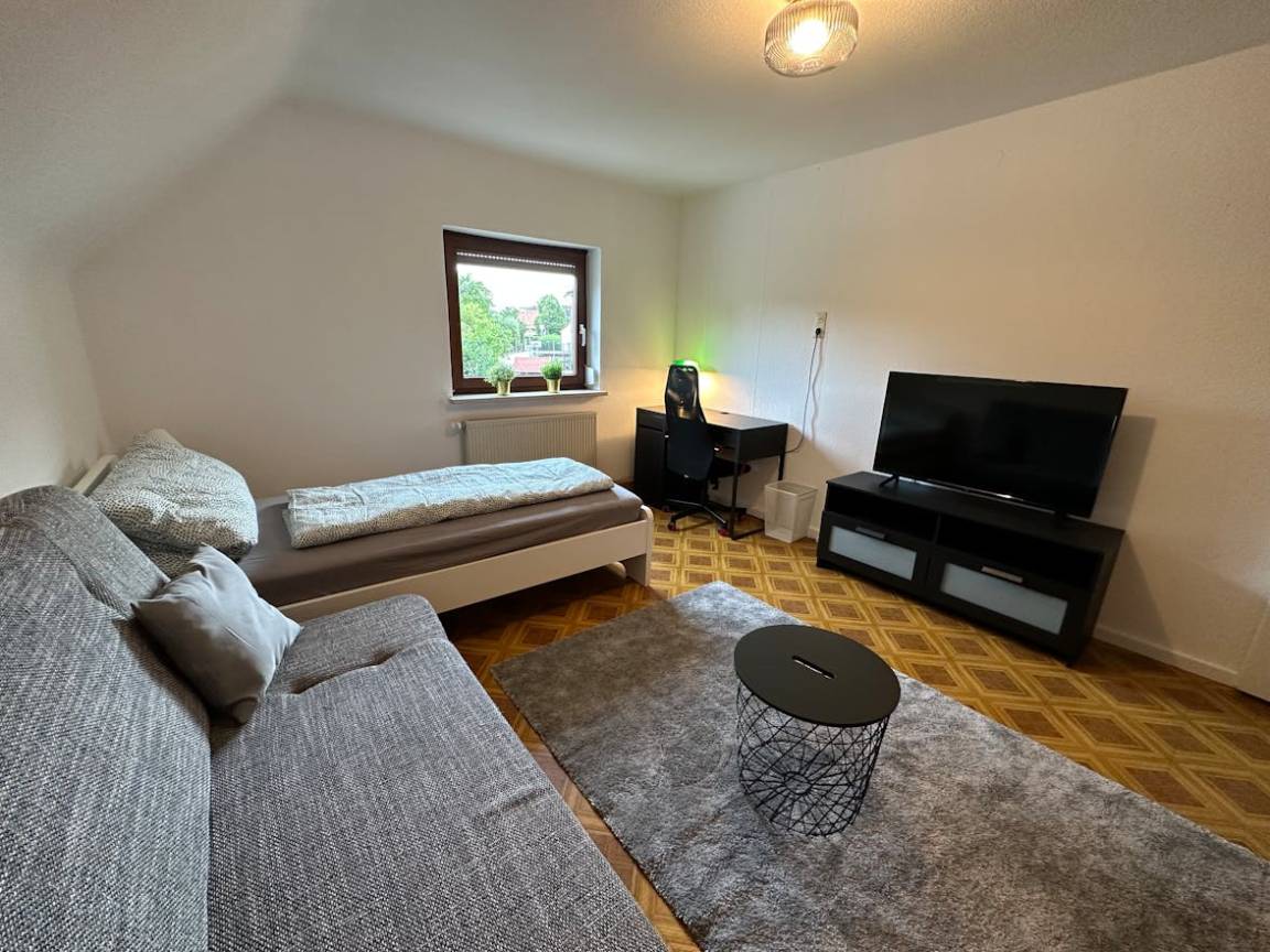 100 M² Private Room ∙ 1 Bedroom ∙ 1 Guest - Munich