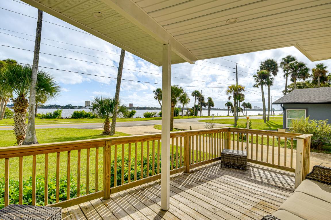 141 M² House ∙ 3 Bedrooms ∙ 6 Guests - Daytona Beach, FL