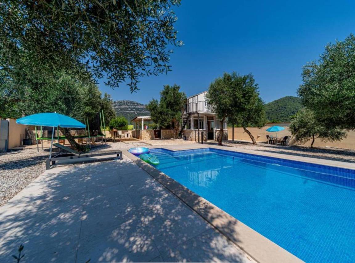 1000 M² House ∙ 2 Bedrooms ∙ 6 Guests - Mljet