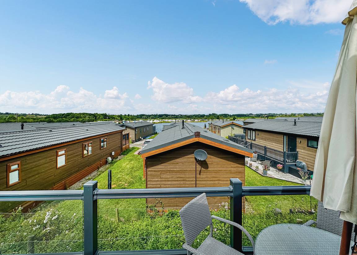 Chalet ∙ 2 Bedrooms ∙ 4 Guests - Tewkesbury