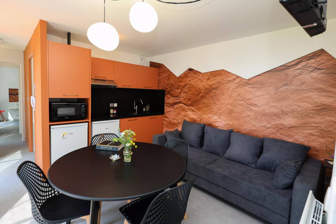 45 M² Huis ∙ 2 Slaapkamers ∙ 6 Gasten - Brive-la-Gaillarde