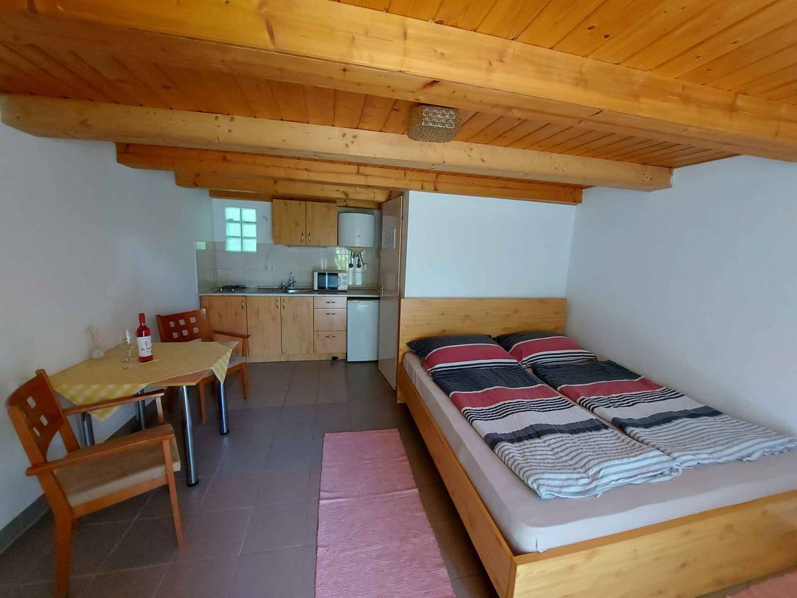 20 M² Apartament Typu Studio ∙ 1 Sypialnia ∙ 2 Gości - Balatonföldvár