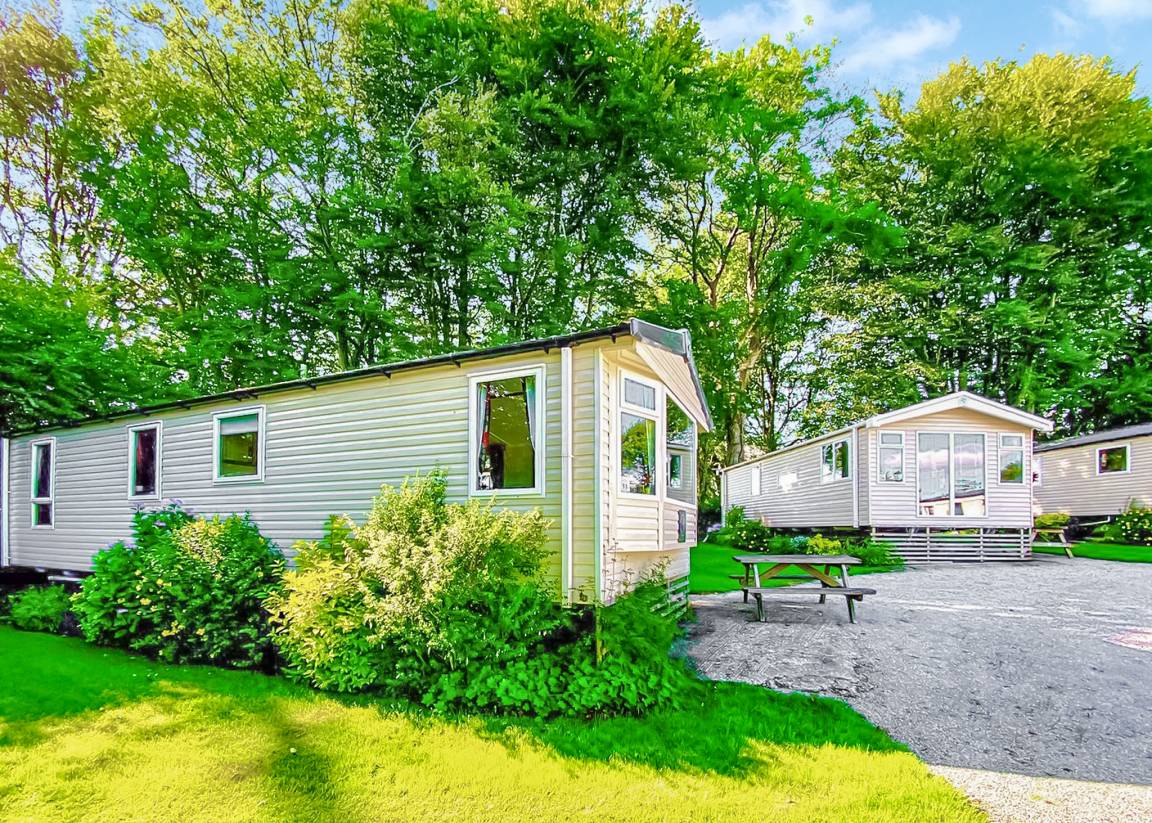 Caravan ∙ 2 Bedrooms ∙ 6 Guests - Tavistock