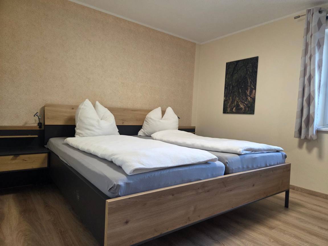 65 M² Ferienwohnung ∙ 2 Gäste - Neualbenreuth