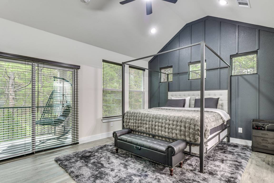 152 M² House ∙ 3 Bedrooms ∙ 7 Guests - Bastrop, TX