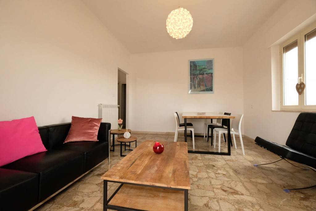 80 M² Appartement ∙ 2 Chambres ∙ 5 Personnes - Pineto