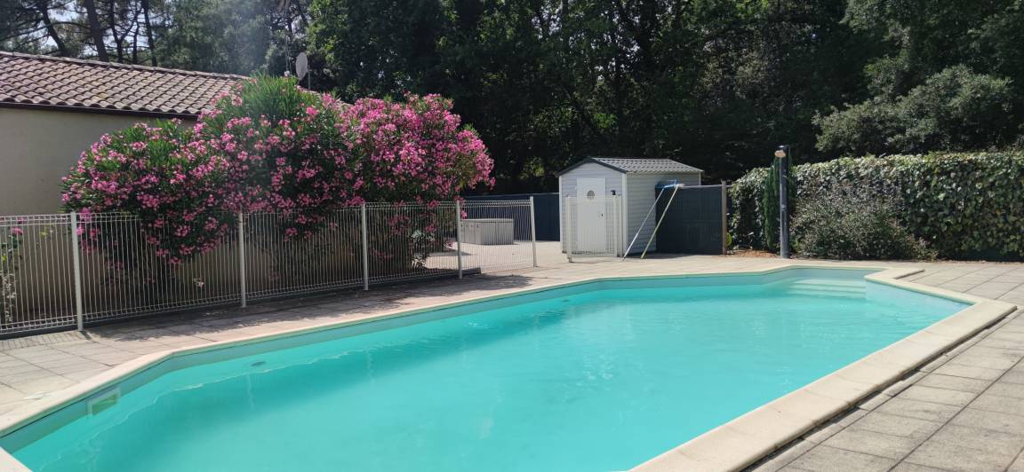 103 M² Maison De Vacances ∙ 3 Chambres ∙ 6 Personnes - La Palmyre