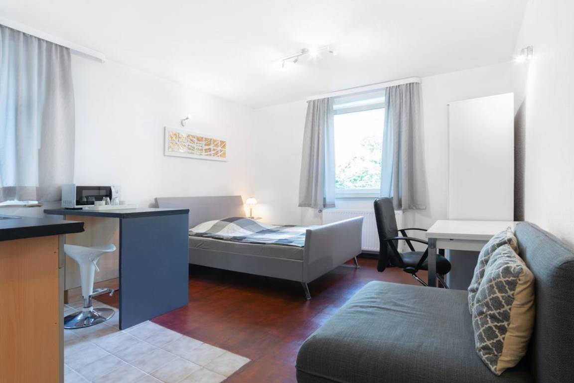 25 M² Apartment ∙ 1 Guest - Düsseldorf