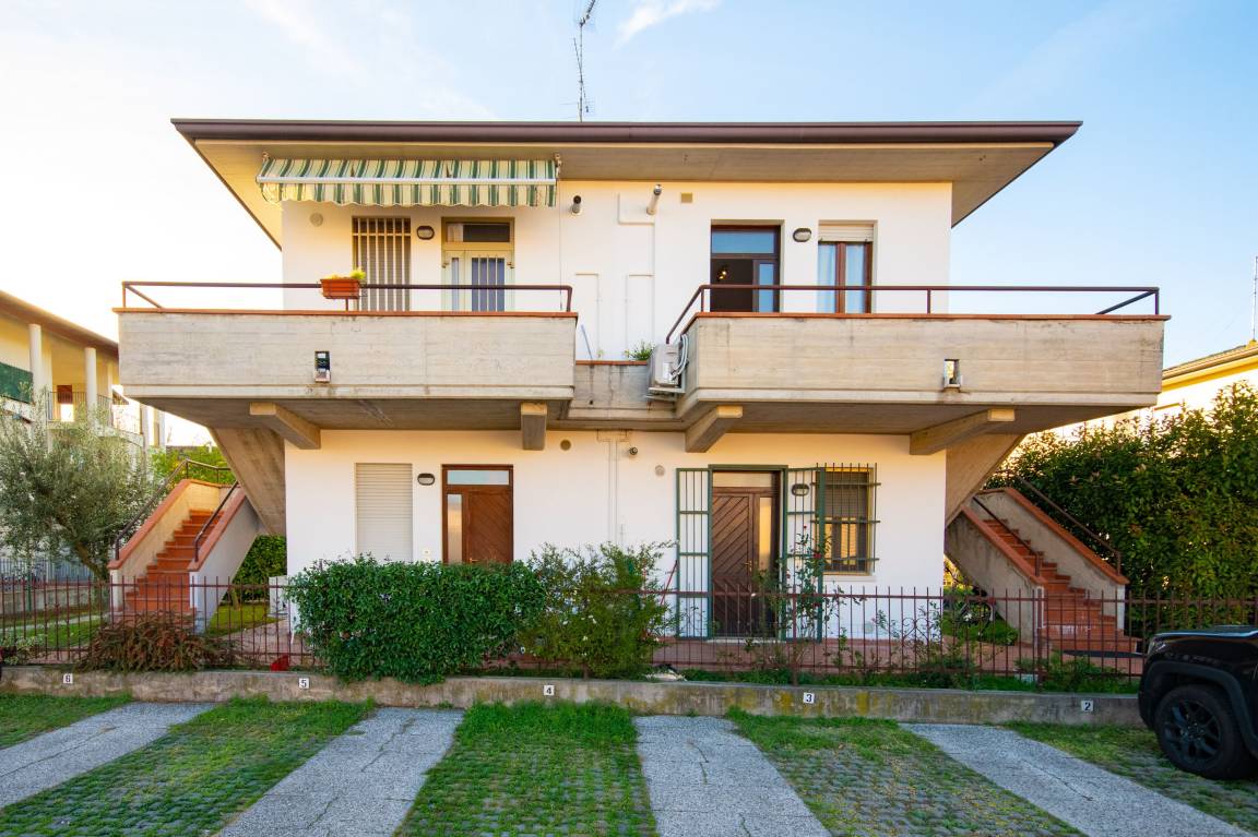 48 M² Appartement ∙ 1 Chambre ∙ 2 Personnes - Sirmione