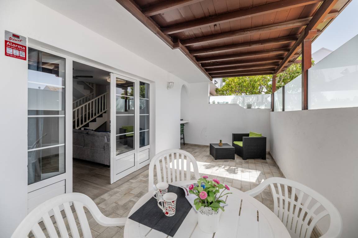 95 M² Ferienhaus ∙ 2 Schlafzimmer ∙ 4 Gäste - Arrecife