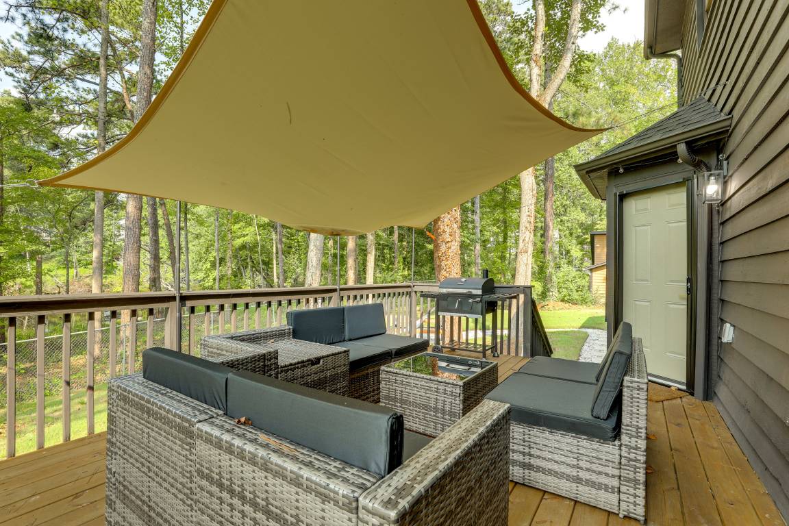 219 M² House ∙ 4 Bedrooms ∙ 9 Guests - Stone Mountain, GA