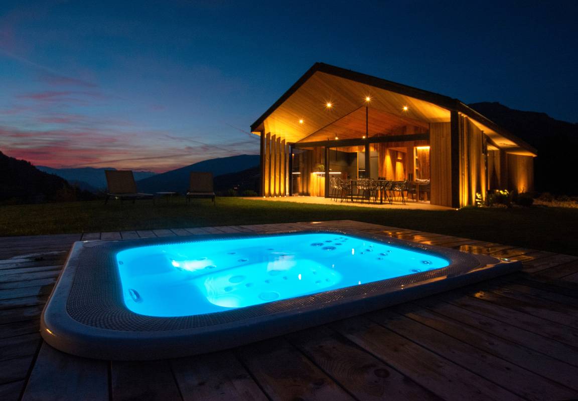 80 M² Chalet ∙ 2 Bedrooms ∙ 4 Guests - Val Gardena