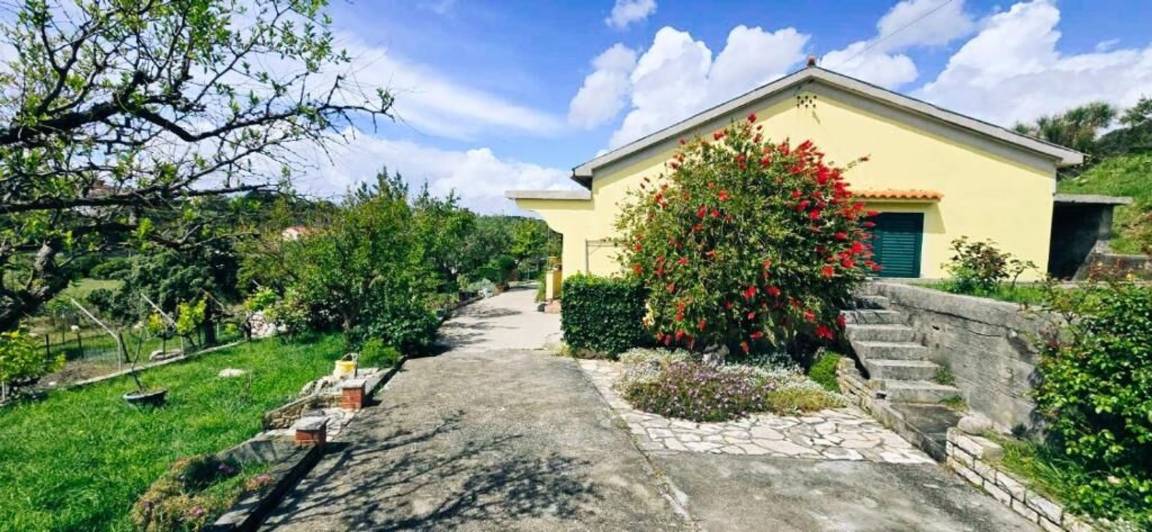 Maison De Vacances ∙ 2 Chambres ∙ 4 Personnes - Rab