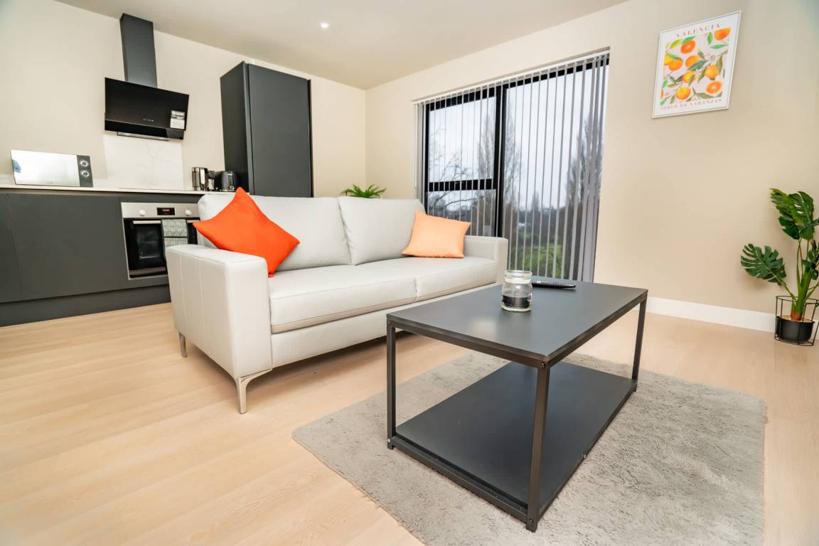 56 M² Apartment ∙ 1 Bedroom ∙ 2 Guests - Birmingham