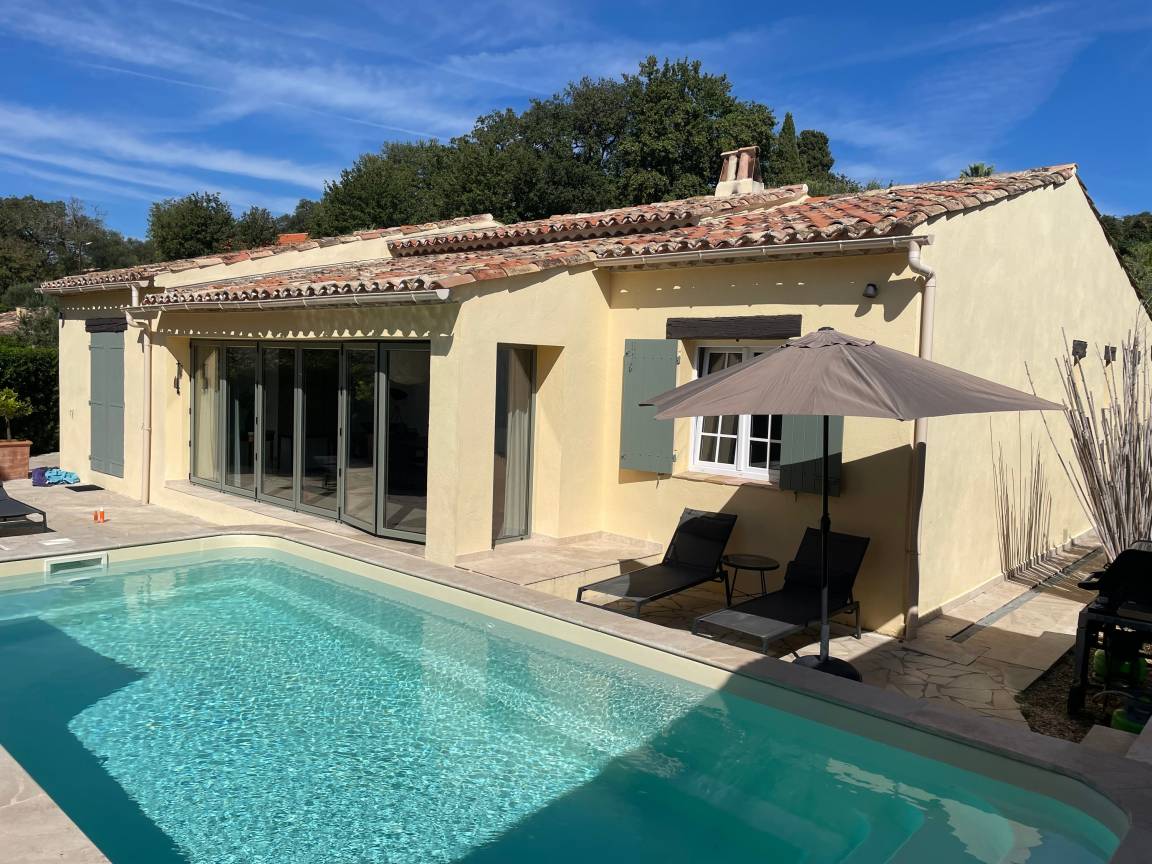 120 M² Ferienhaus ∙ 3 Schlafzimmer ∙ 6 Gäste - Grimaud