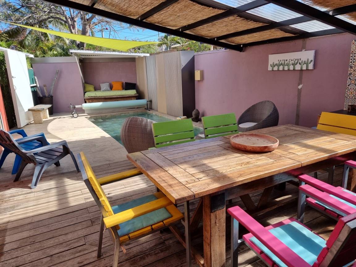 80 M² Maison De Vacances ∙ 3 Chambres ∙ 8 Personnes - Saint-Gilles les Bains